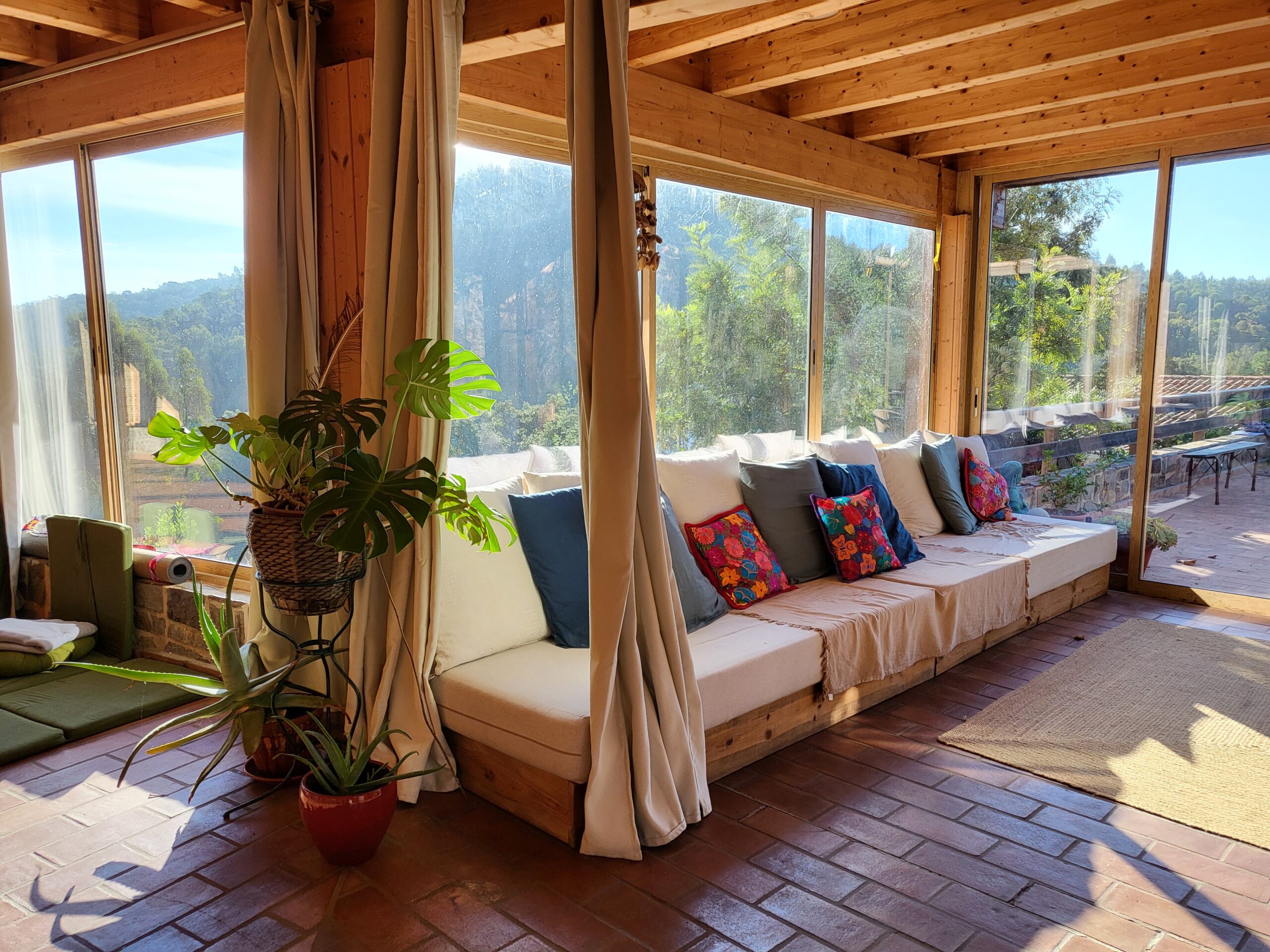 ॐ INTI Yoga Studio | Retreats mit Persönlichkeitsentwicklung